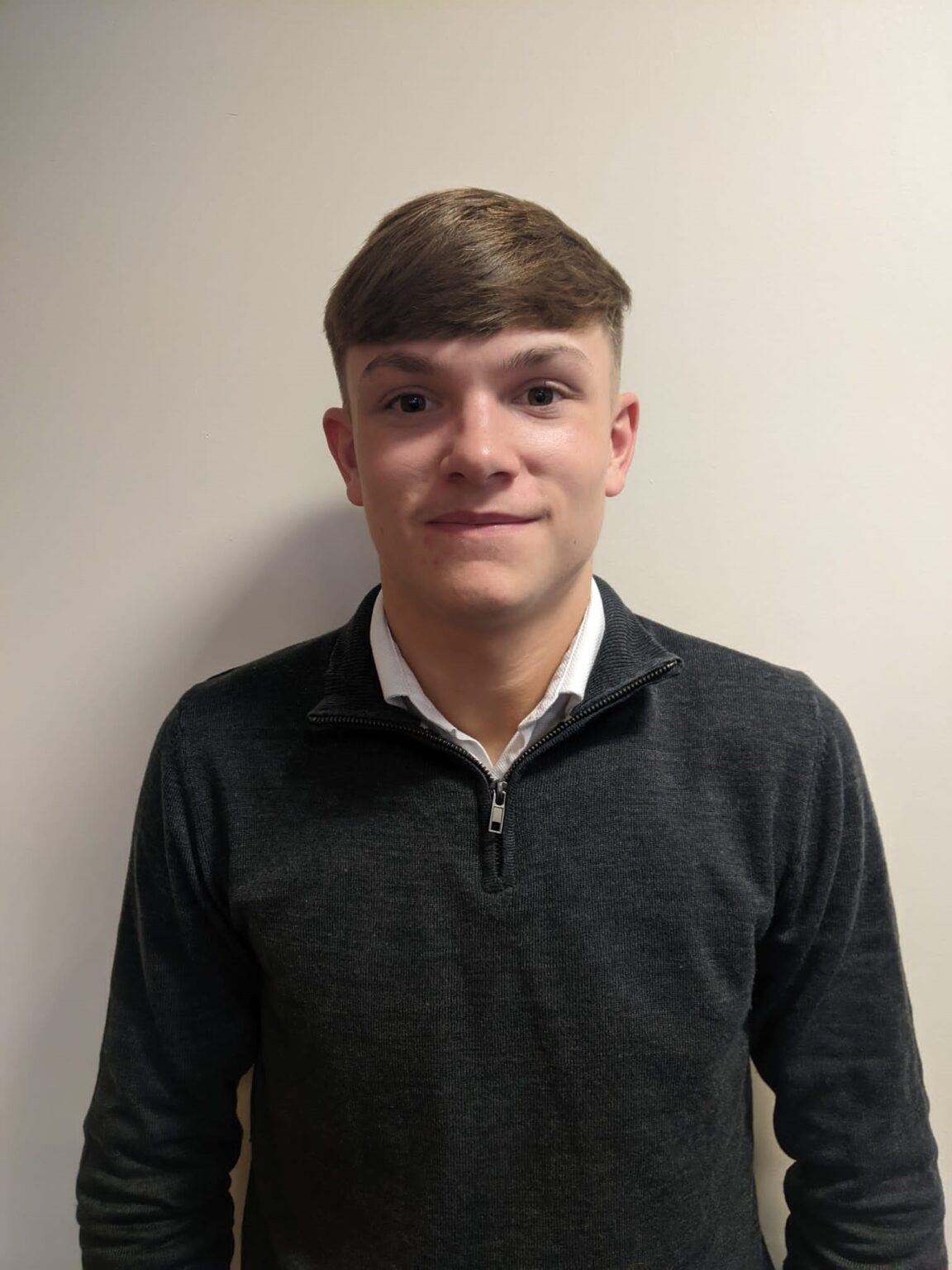 Meet the Team - Marus Bridge Practice