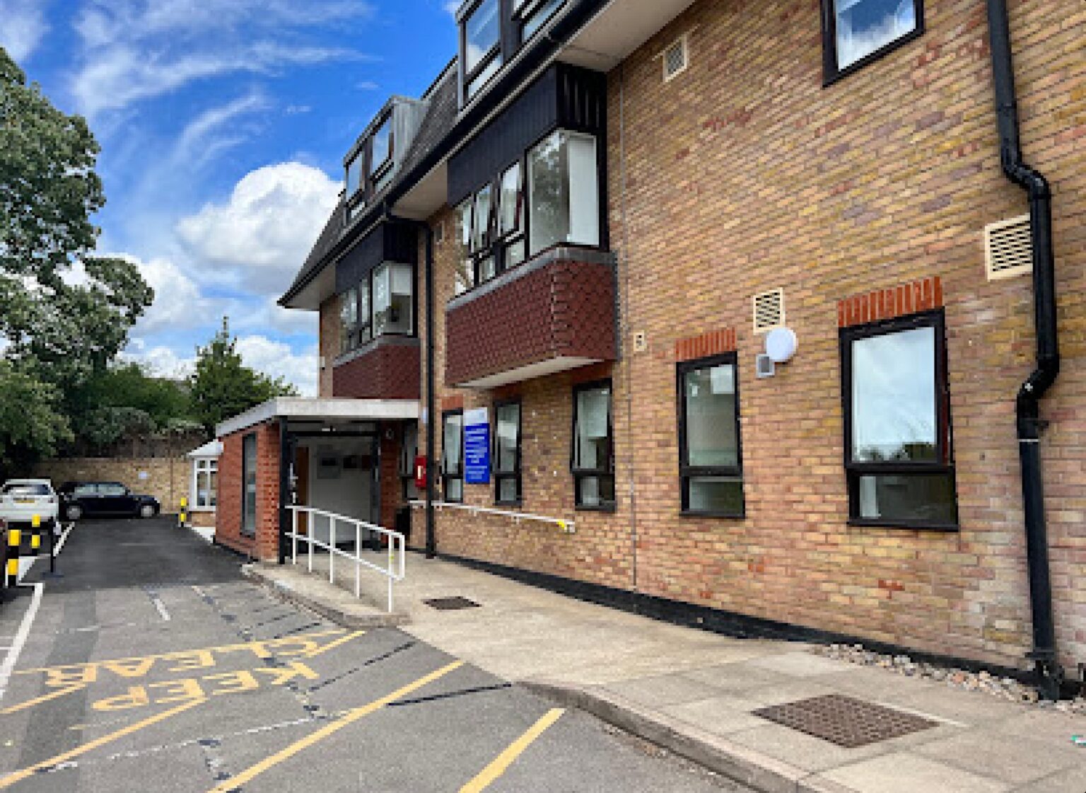 Visiting or Contacting the surgery - Chiswick Medical Practice